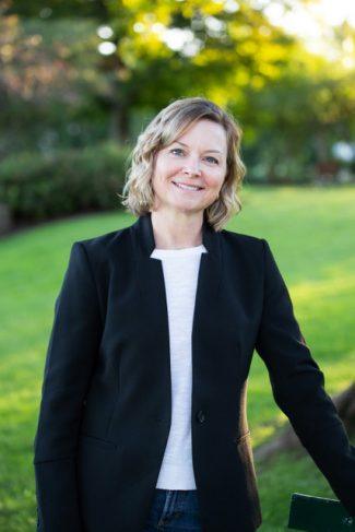 Author Lisa King - IngeniumBooks